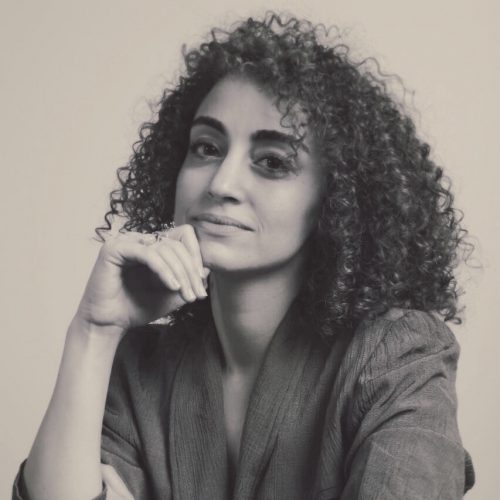 Nadia Hassan Auteur Op Essentia Foundation
